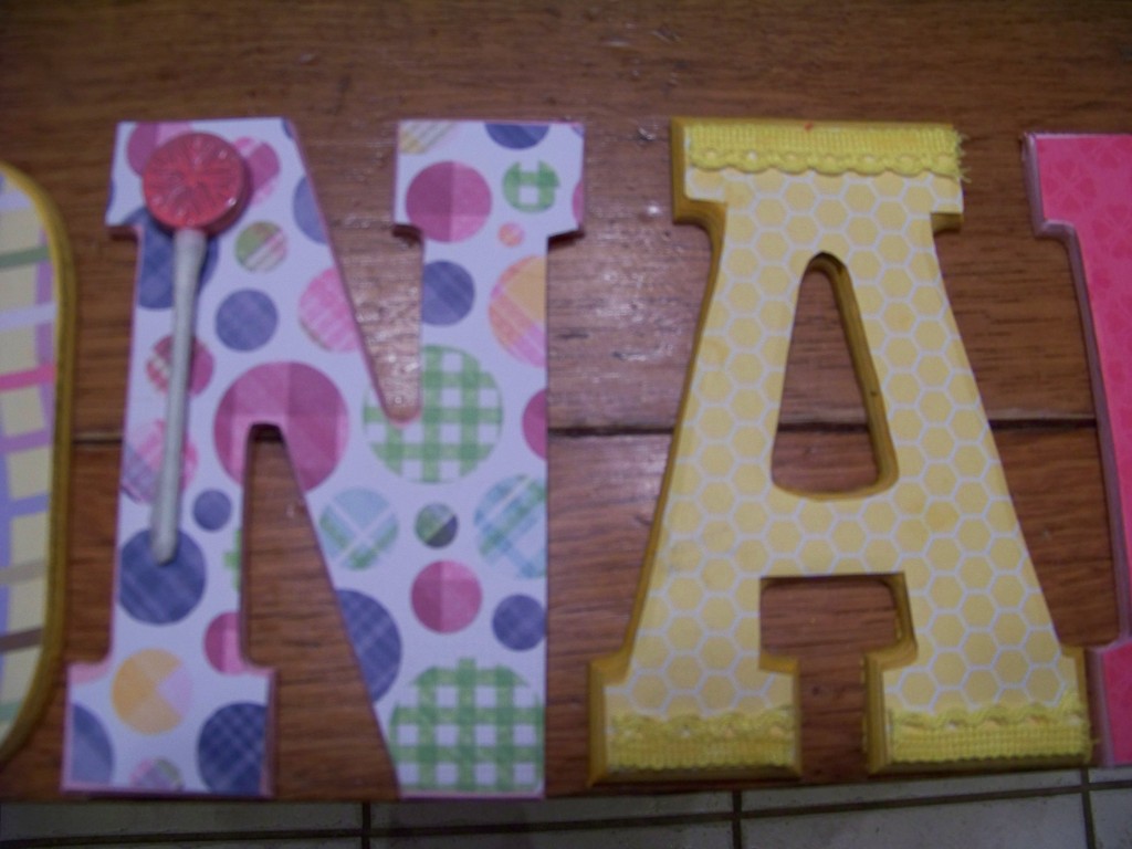 Make it Mondays: DIY Decorated Wooden Letters | Moola Saving Mom