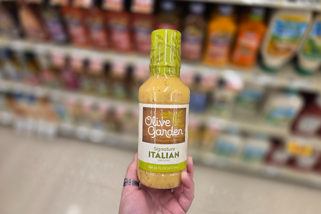 $2.50 Olive Garden Dressing *Harris Teeter* | Moola Saving Mom